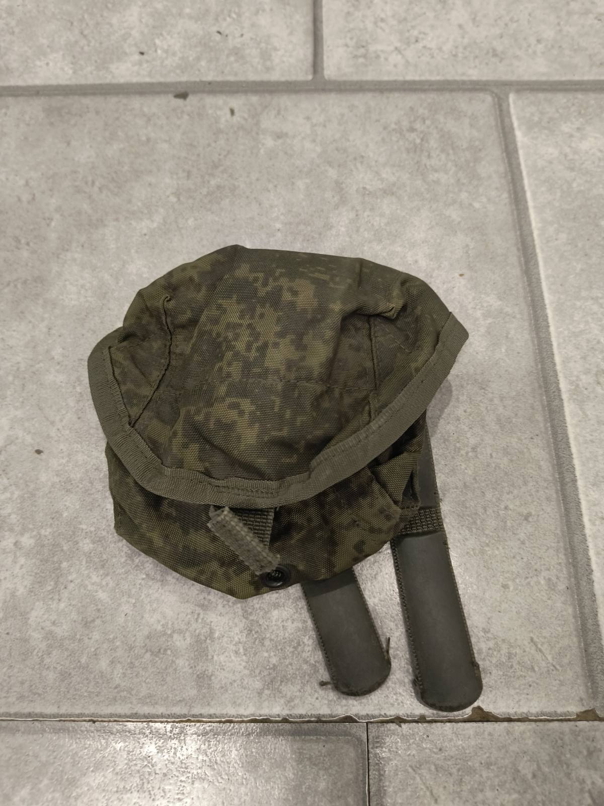 Trophy russian army first aid pouch. - Ukrainian War Trophies
