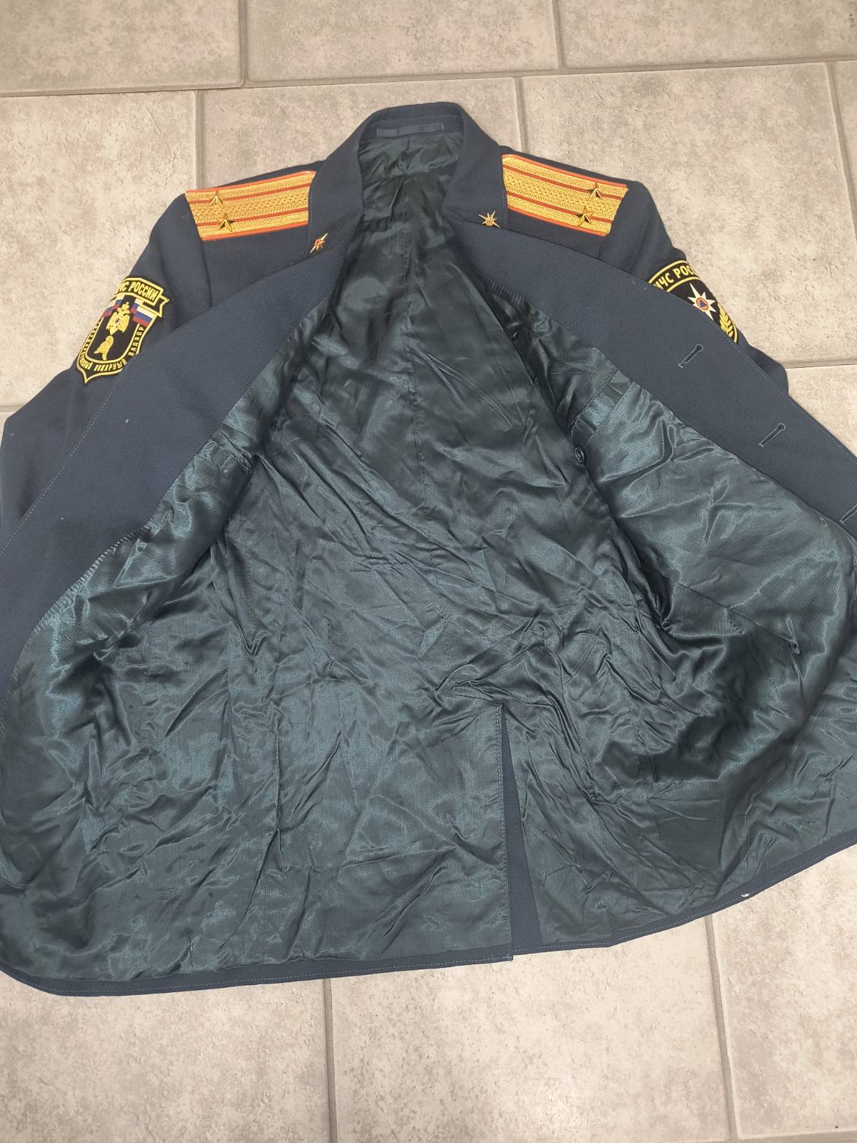 Trophy russian Officer’s uniform of a lieutenant colonel with patches ...