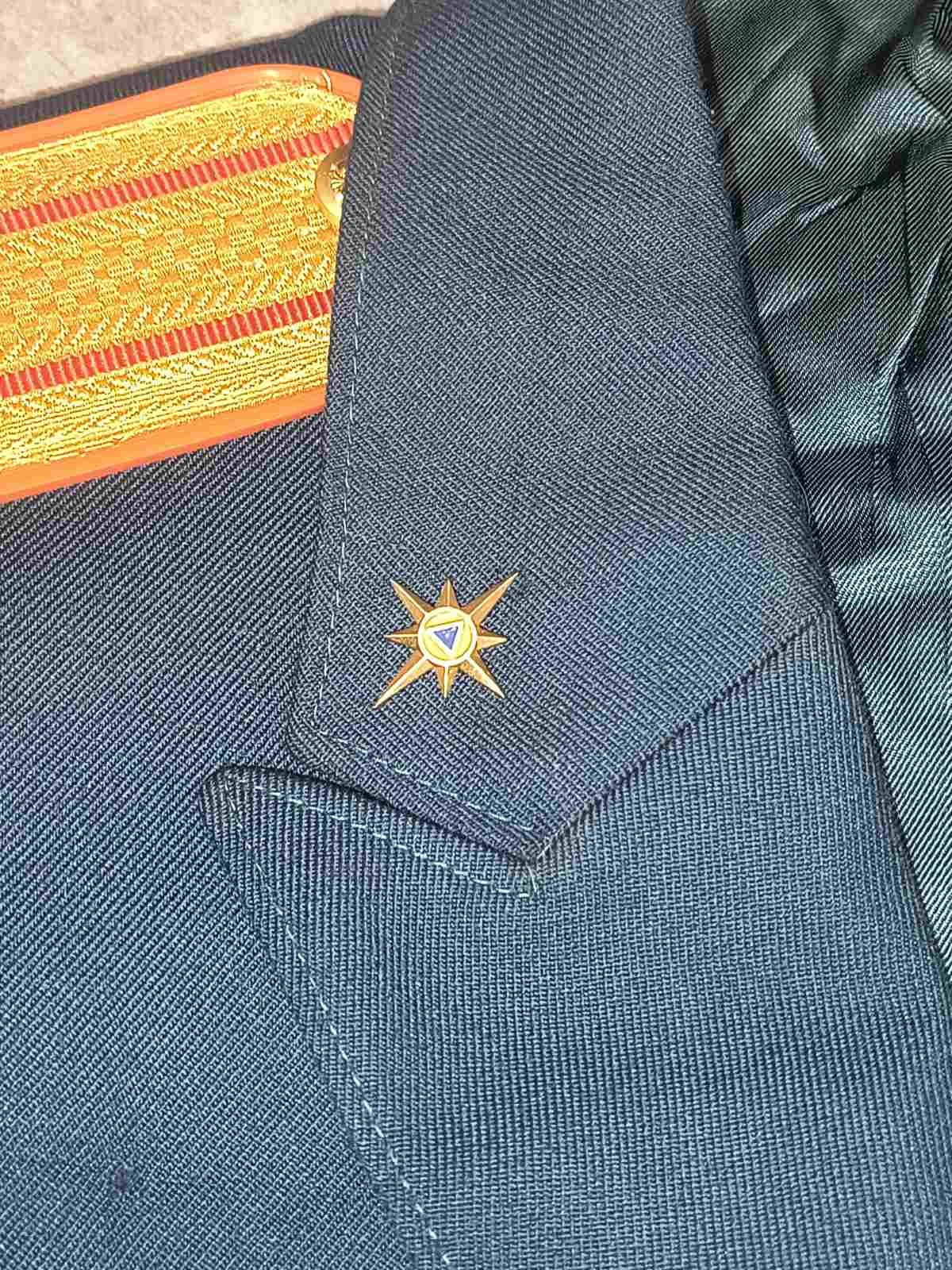 Trophy russian Officer’s uniform of a lieutenant colonel with patches ...